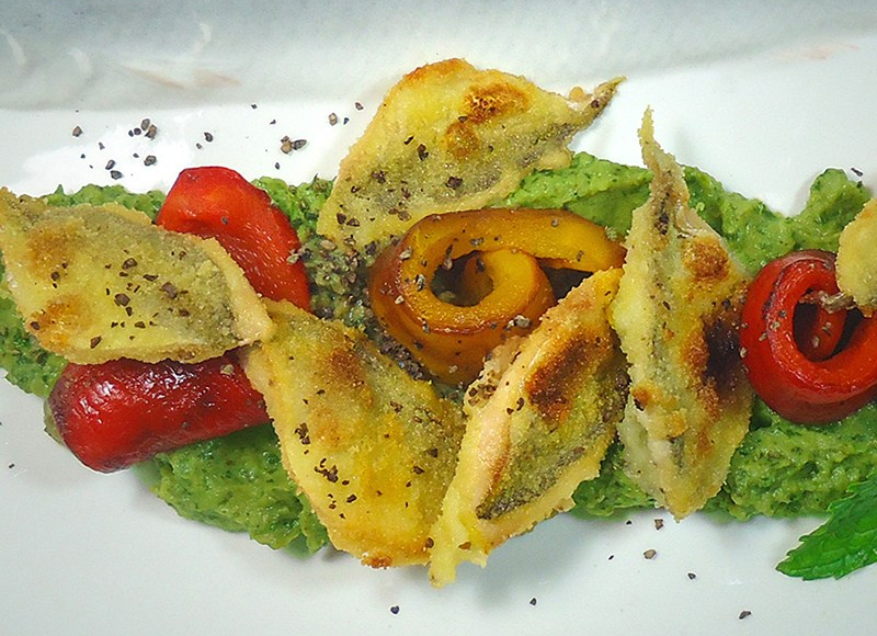 FISCHFILETS AUF GRÜNEM AUBERGINENPÜREE – FEL!X KITCHEN